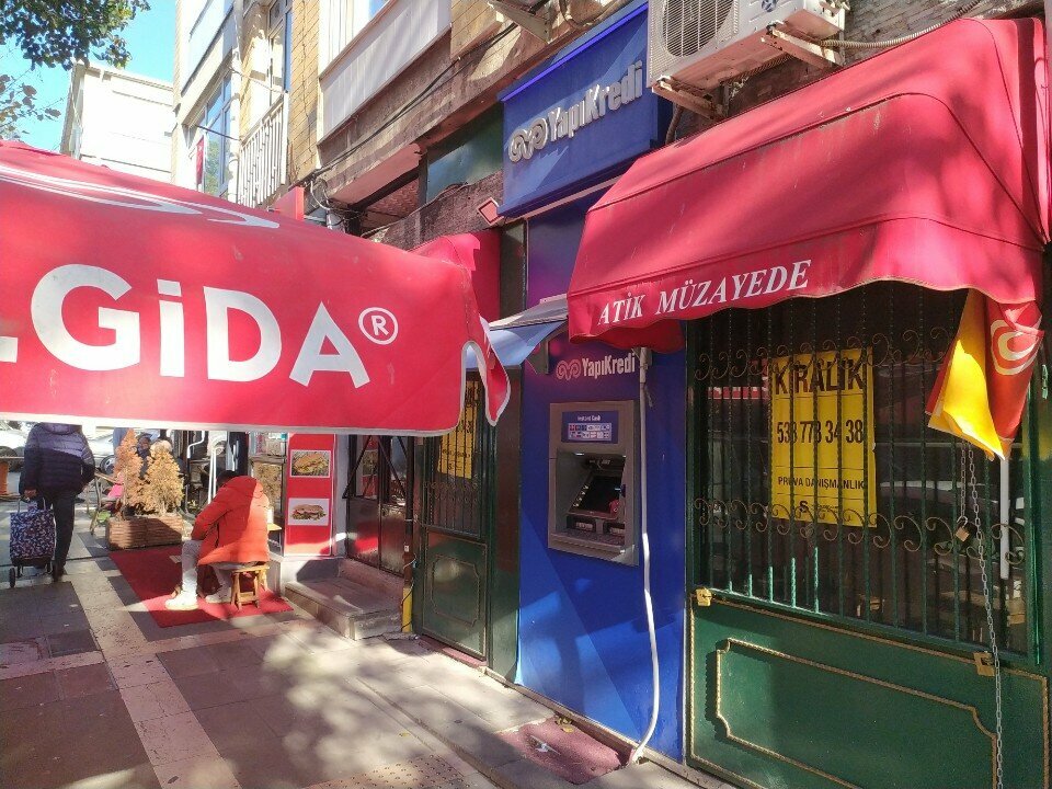ATM'ler Yapı Kredi ATM, İstanbul, foto