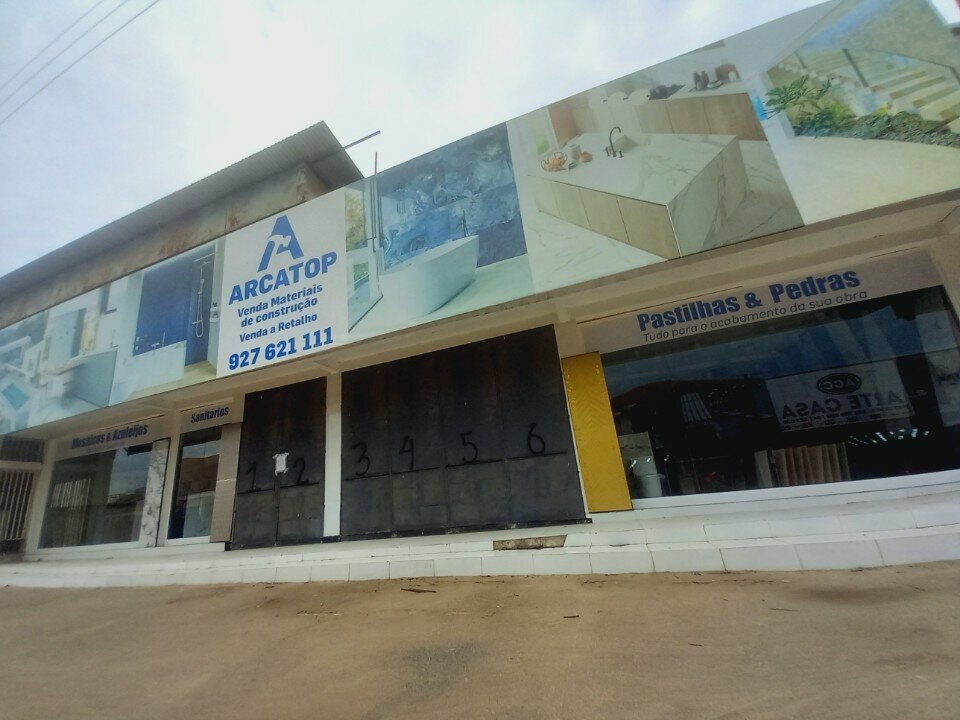 Yapı hipermarketi Arcatop, Loanda, foto