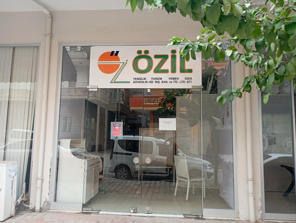 Temizlik ekipmanları Özil temizlik şirketi, Alanya, foto