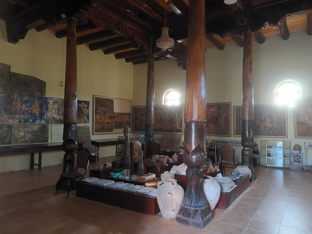 Müzeler ve sanat galerileri Pençkent Arkeoloji Müzesi, Suğd (Sogd) ili, foto