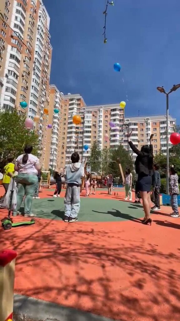 Özel okul Peremena, Moskova, foto