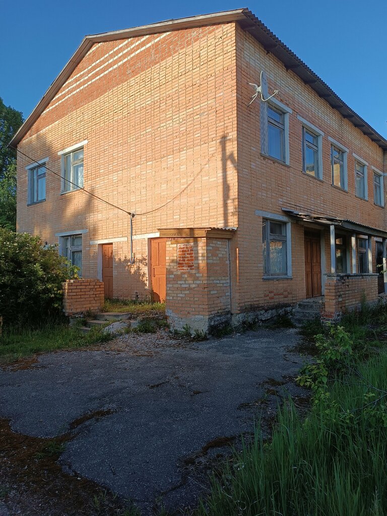 Ortaokul Zherelevskaya Obshcheobrazovatelnaya Srednyaya shkola, Mou, Kalujskaya oblastı, foto