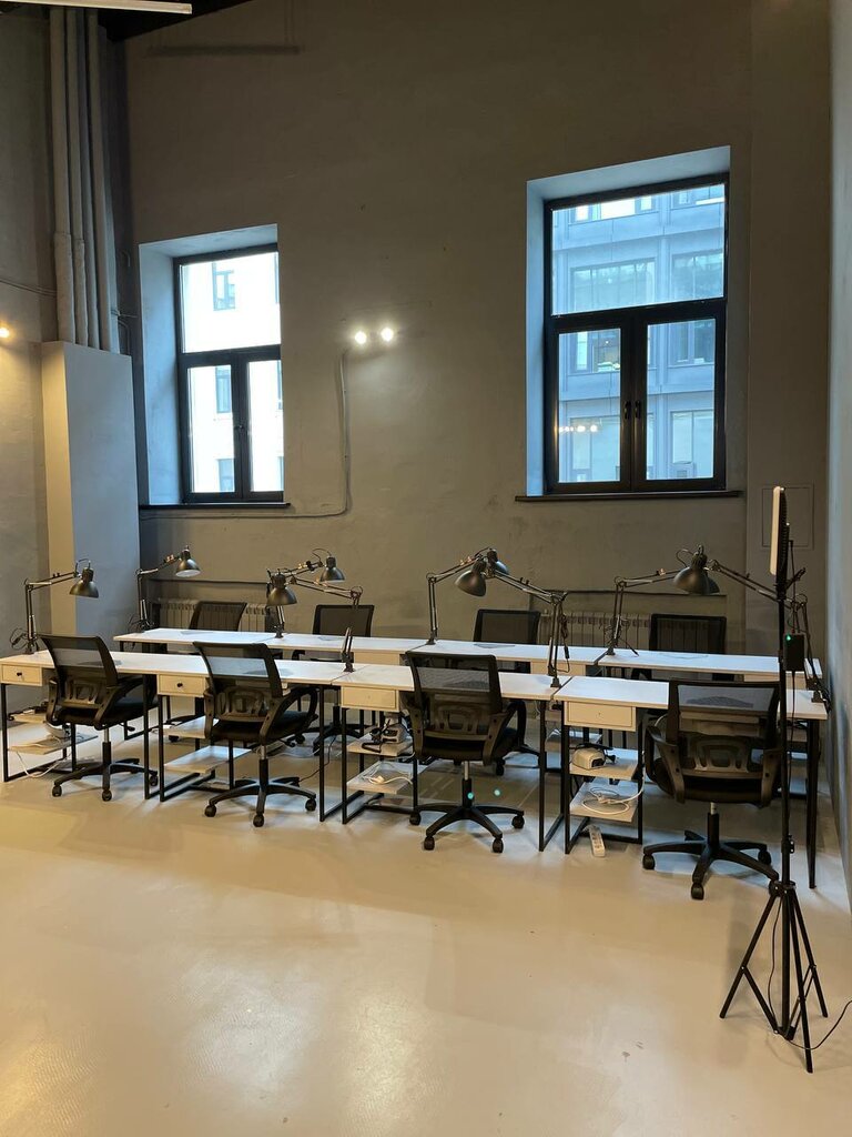 Kuaför meslek eğitimi Anna Ozolina Manicure Academy, Moskova, foto