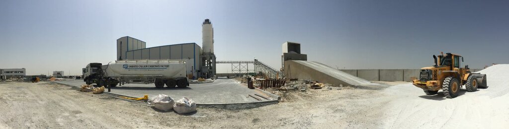 Maden suları, pınarlar ve çeşmeler Emirates Calcium Carbonate Factory LLC, Ayman, foto