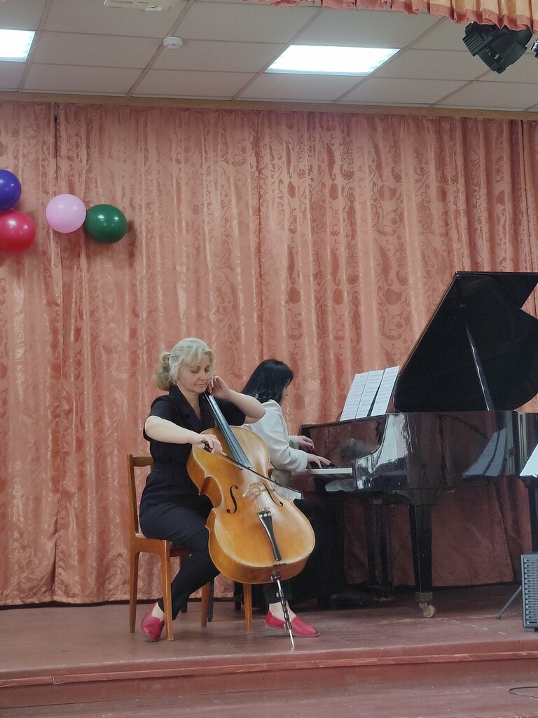 Sanat okulları Detskaya shkola Iskusstv Mou, Çeliabinskaya oblastı, foto