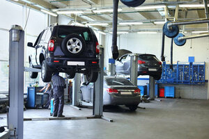 Autoplus (Sotsialisticheskaya Street No:16к1с1), otomobil servisi  Kovrov'dan