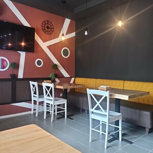 Burger Club (Pobedy Street No:13, Gusev), fast food  Gusev'den