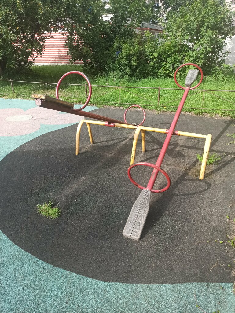 Oyun alanı Playground, Saint‑Petersburg, foto