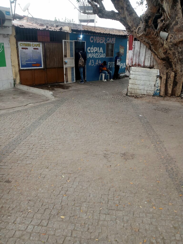 Baskı hizmetleri Cyber Café, Loanda, foto