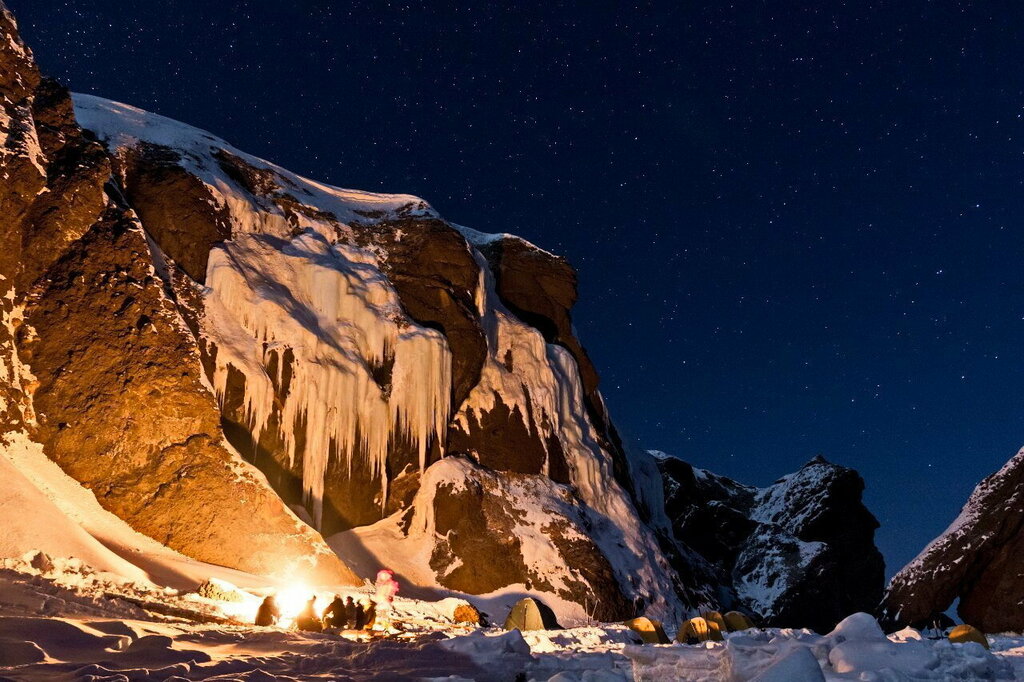 Dağ zirvesi Гора Вайда, Sahalin Bölgesi, foto