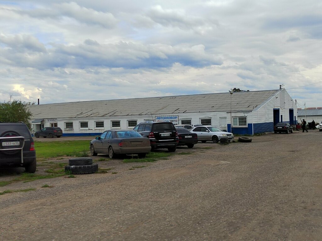 Çıkma yedek parça Dakauto, Omsk, foto