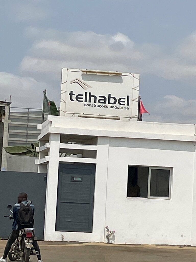 Alüminyum doğrama Telhabel Construções Angola - Estaleiro 2, Loanda, foto