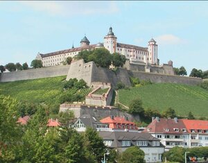 Крепость Мариенберг (Bavaria, Würzburg), müzeler ve sanat galerileri  Wurzburg'dan