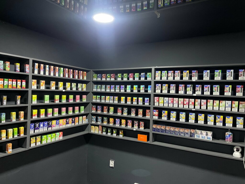 Tütün, sigara mağazaları Мир табака и курительных принадлежностей, Pitsunda, foto