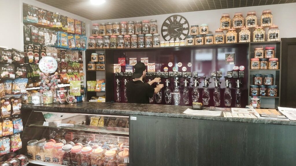 Bira dükkanı Магазин разливных напитков 7, Novy Urengoy, foto