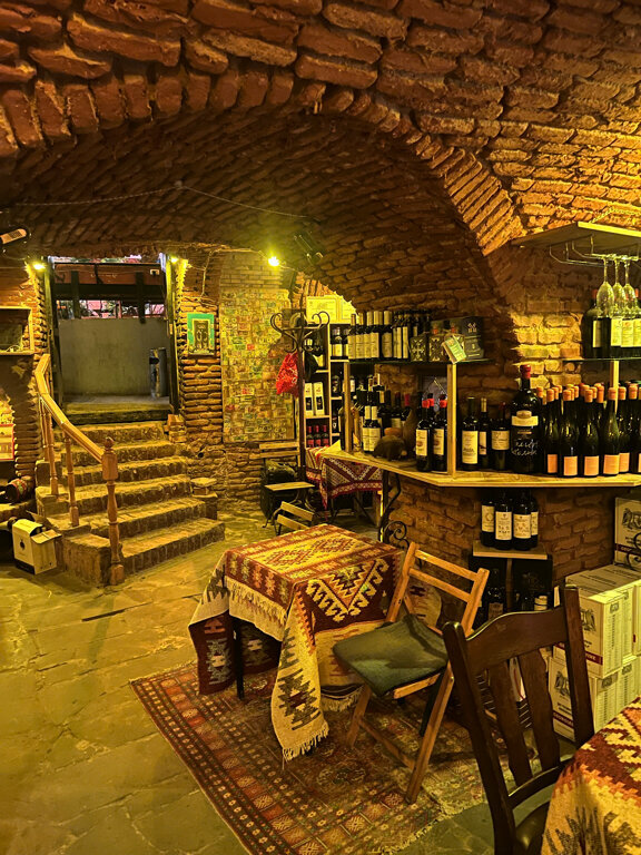 Bar Wine Bazaar № 1 & Bar, Tiflis, foto