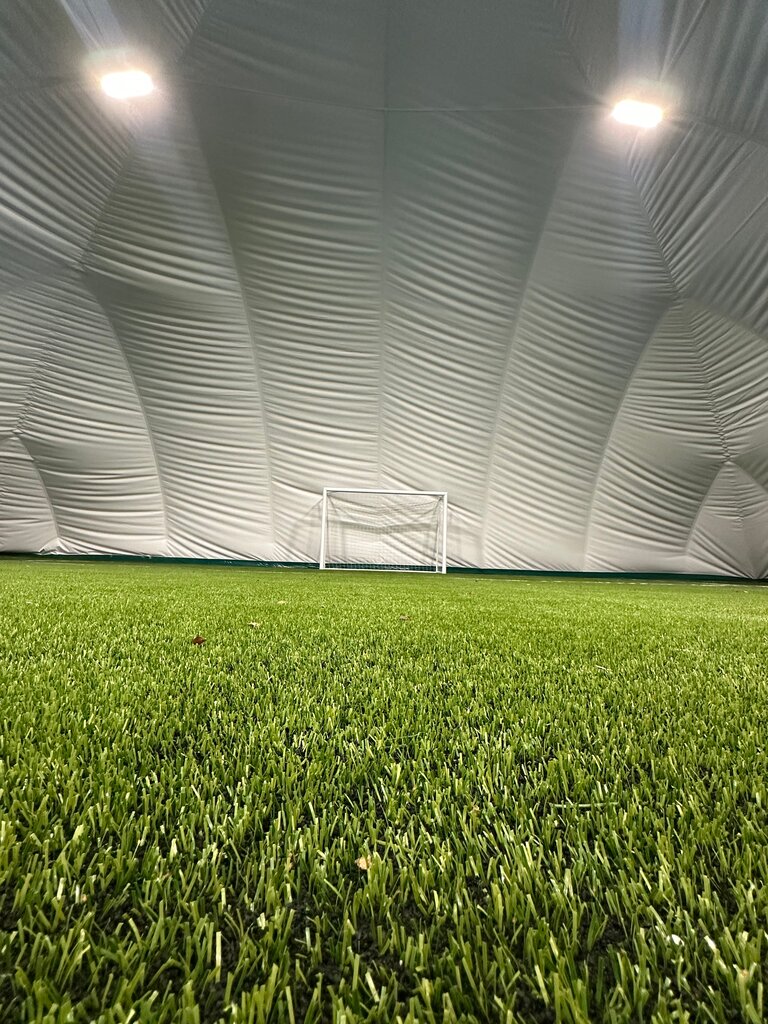 Spor arenası Футбольный центр Орловский, Saint‑Petersburg, foto