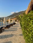 Palm Beach (Antalya, Kaş, Kalkan Mah.), yüzme havuzları  Kaş'tan