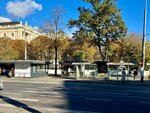 Burgring (Vienna, Burgring), toplu taşıma durağı  Viyana'dan