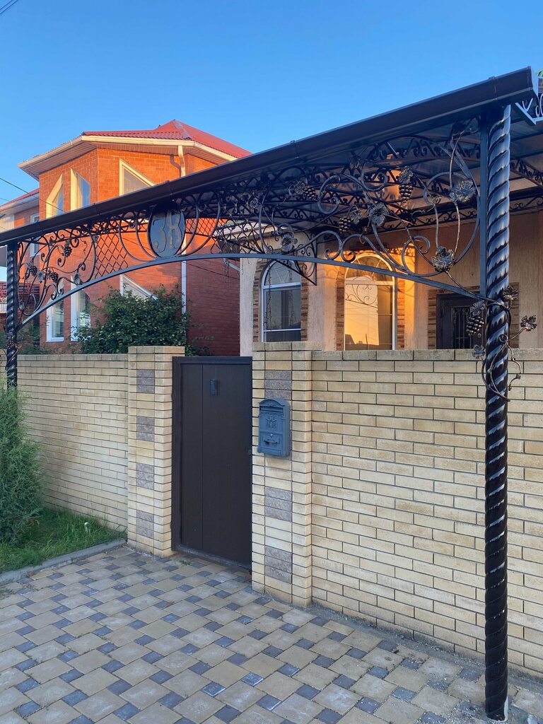 Kaynak işleri Кузнечно-сварочная мастерская, Krasnodarski krayı, foto