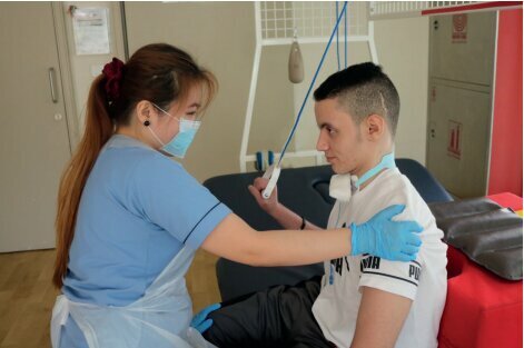 Tıp merkezleri ve klinikler Nmc Provita International Medical Center, Abu Dabi, foto
