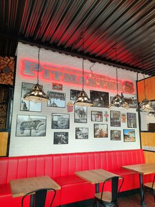 Kopchenye Kosti (Glavnaya ulitsa No:5с1, derevnya Mistolovo), restoran  Saint‑Petersburg ve Leningradskaya oblastından