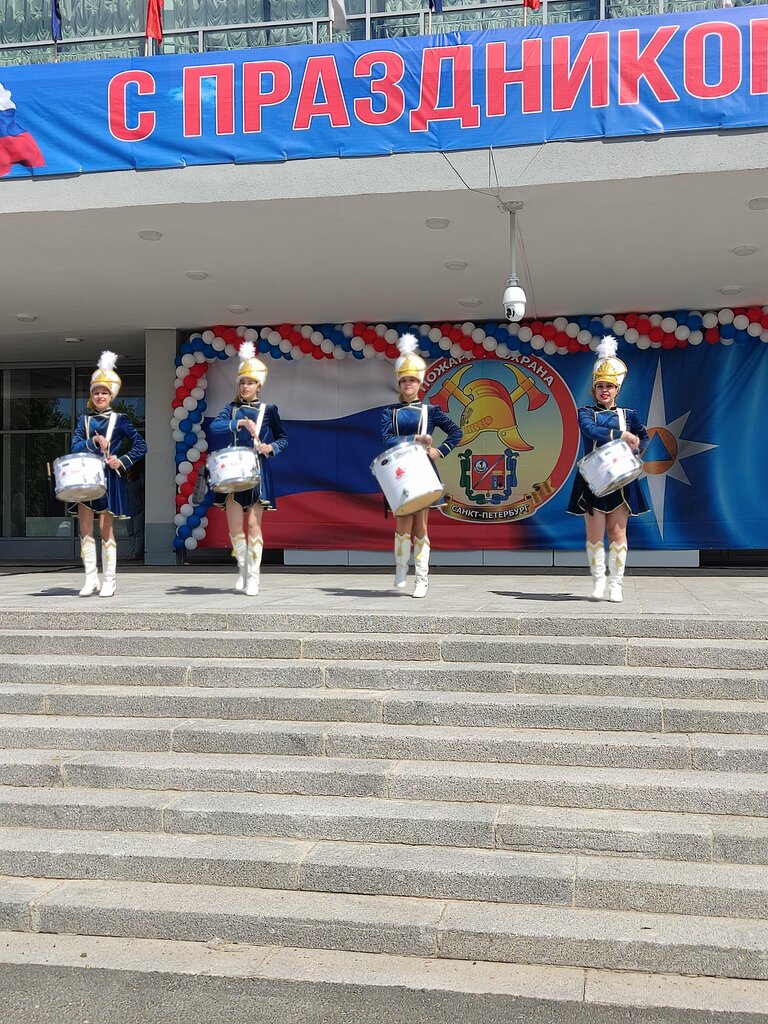 Kültür ocakları Dom kultury i tvorchestva kurortnogo rayona Sestroretsk, Sestroretsk, foto