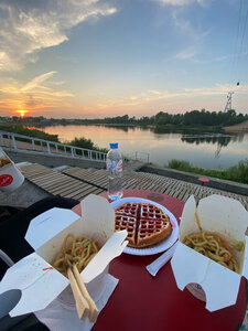 Sowok (Nizhniy Novgorod Region, Nizhegorodskaya kanatnaya doroga), fast food  Nijni Novgorod'dan