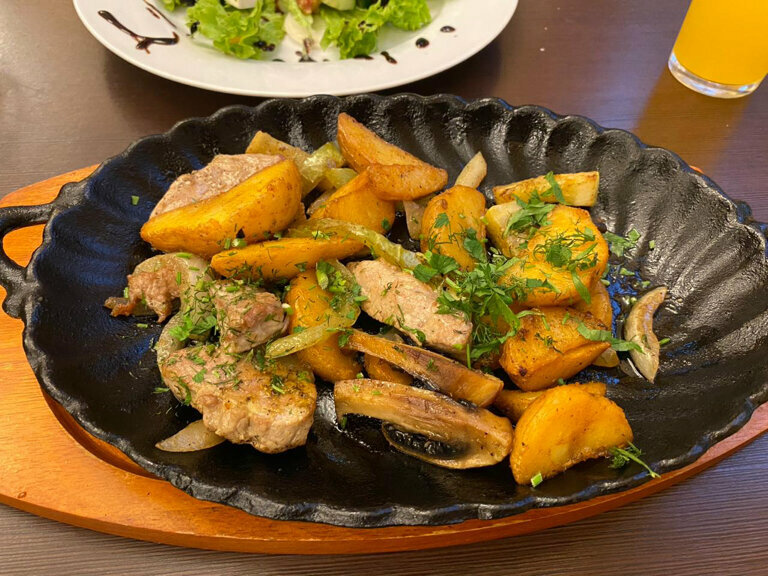 Kafe Пельменный дворик, Krasnodarski krayı, foto