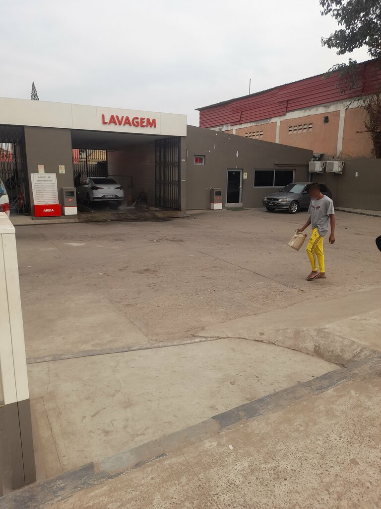 Otomobil servisi Lavagem e Lubrificacao, Loanda, foto
