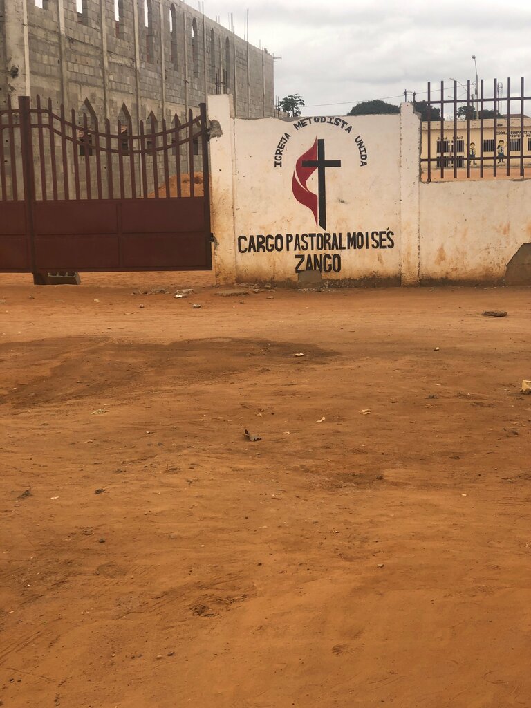 Protestan kilisesi Igreja Metodista Unida Moises-Zango, Loanda, foto