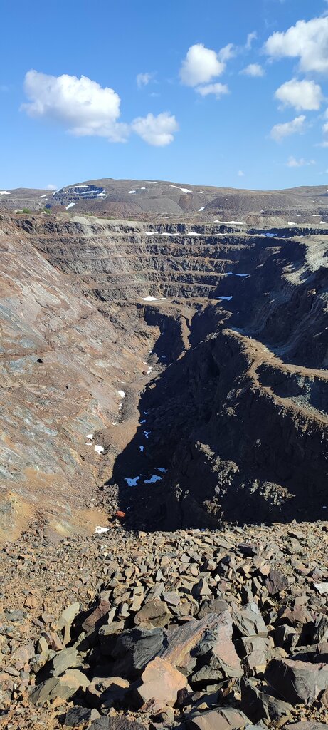 Unutulmaz olayların yeri Эколого-индустриальный туристический маршрут Шпиль 555, Murmanskaya oblastı, foto