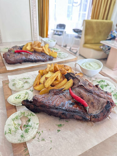 Restoran Like Home, Grozni, foto