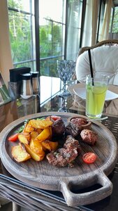 Ogon (Volodarskogo Lane No:1, Pereslavl-Zalesskiy), restoran  Pereslavl‑Zalesski'den