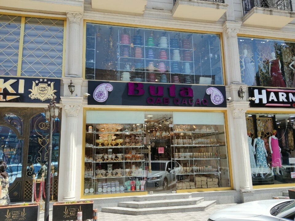 Züccaciye mağazaları Buta Cehizlik Qab-Qacaq, Gence, foto