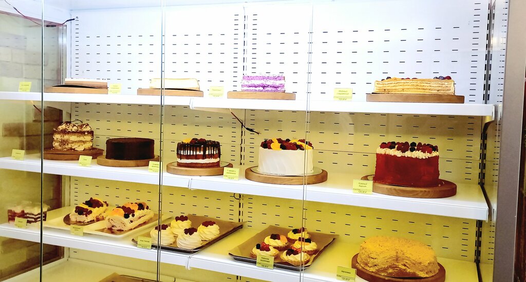 Hazır gıda satan yerler Кулинарная лавка Прага, Azov, foto