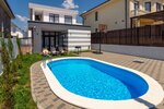 Дом с бассейном (Kazakova Street No:67), resort oteller, tesisler  Gelencik'ten