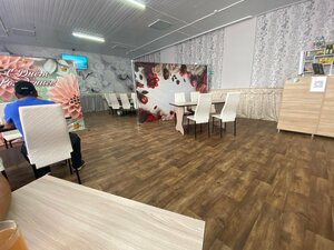 Успех (ulitsa Krupskoy No:3, selo Berdyuzhye), kafe  Tümen (Tiumenskaya) oblastından