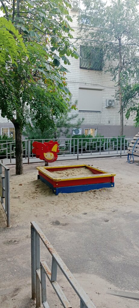 Oyun alanı Playground, Volgograd, foto