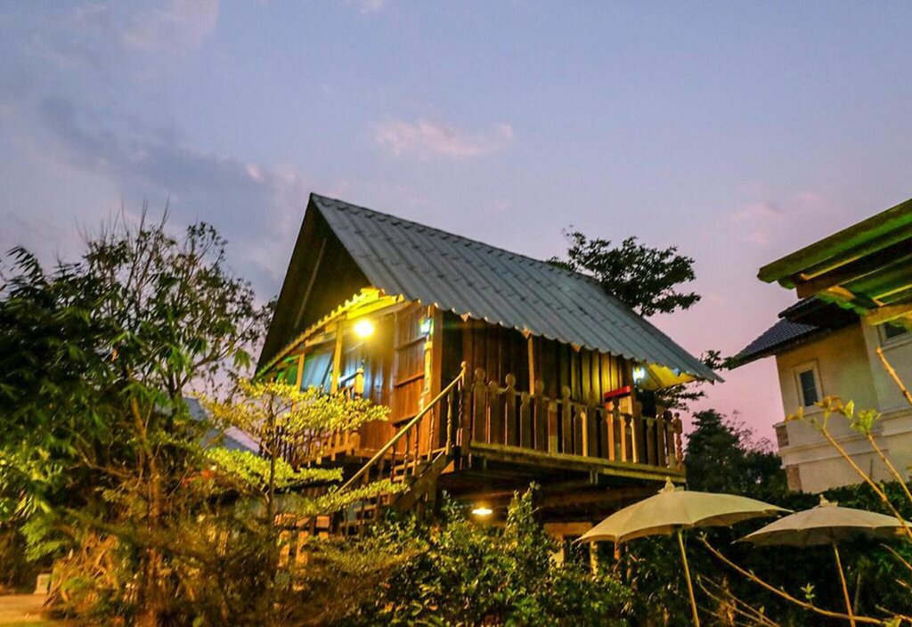 Otel Oyo 1155 Bikers House and Enduro Tours Chiang Mai, Chiang Mai, foto