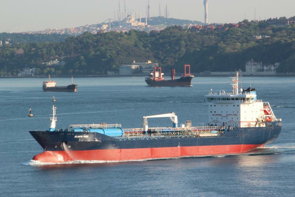 Deniz ve nehir iskeleleri Atlantik Denizcilik, İstanbul, foto