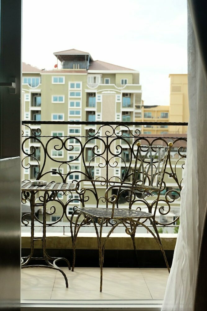 Otel Lk Royal Wing, Pattaya, foto