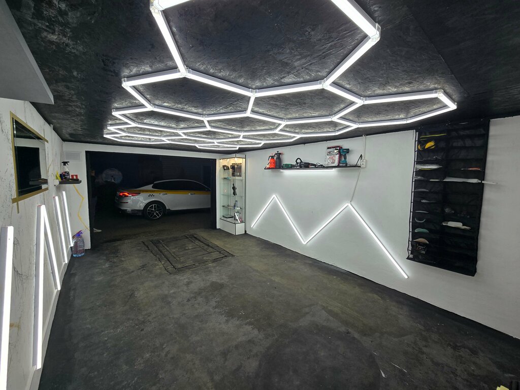 Araç camlarının renklendirilmesi Бункер, Moskova, foto