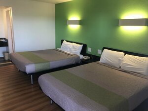 Motel 6 Barstow (California, San Bernardino County, Barstow), otel  Barstow'dan