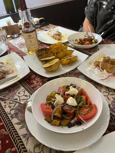 Georgia (ulitsa Kalinina No:53, Nevinnomyssk), restoran  Nevinnomissk'ten