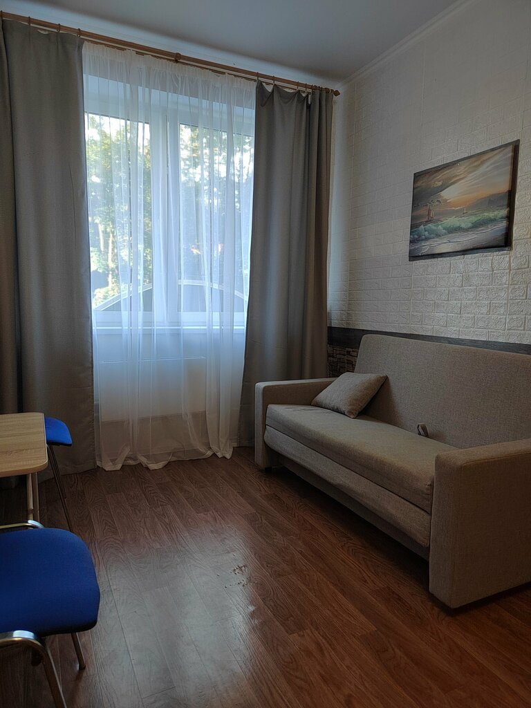 Apartman kompleksi Eiforiya oteli, Lobnia, foto