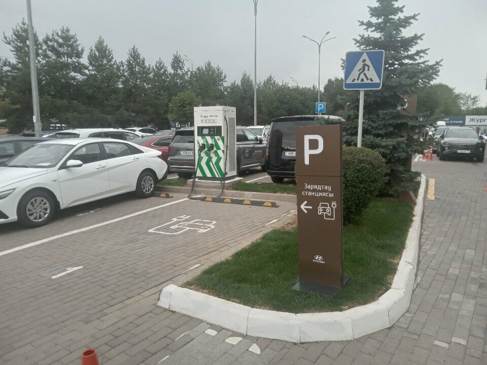 Elektrikli oto şarj istasyonları MyCharge, Almatı, foto