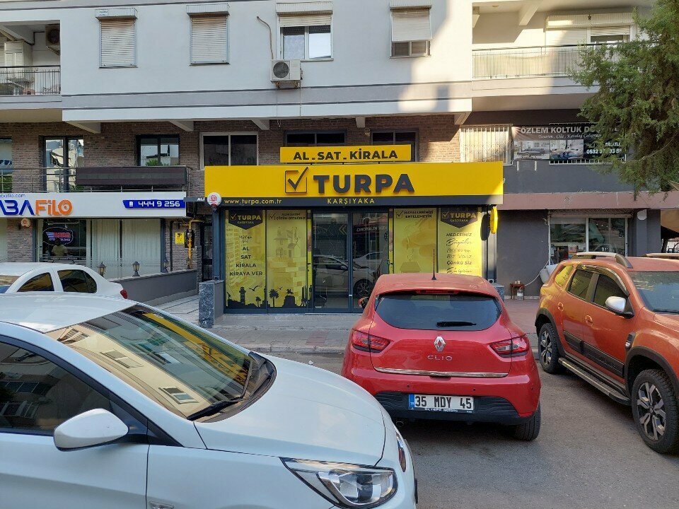Oto kiralama Turpa Karşıyaka, İzmir, foto
