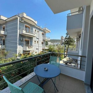 Fabio's Apartments (Rugova Ksamil,Ibrahim,9706 Ksamil,), otel  Avlonya İli'nden