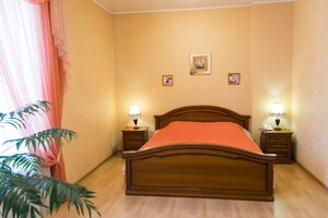 Tsimus (prospekt Shakhtyorov No:48А, Kemerovo), otel  Kemerovo'dan